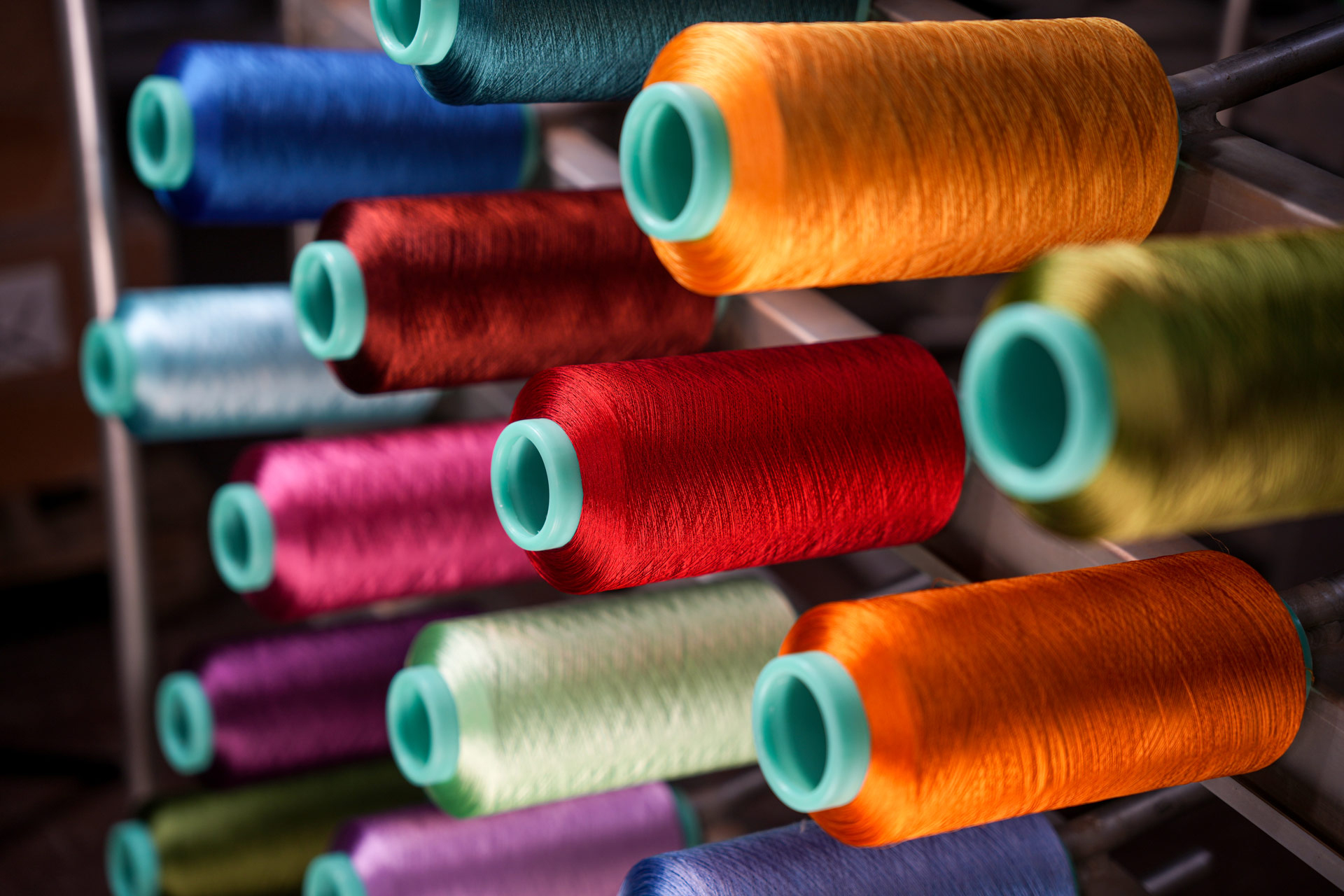 Manufacturer and suppliers of craft stitching threads in India